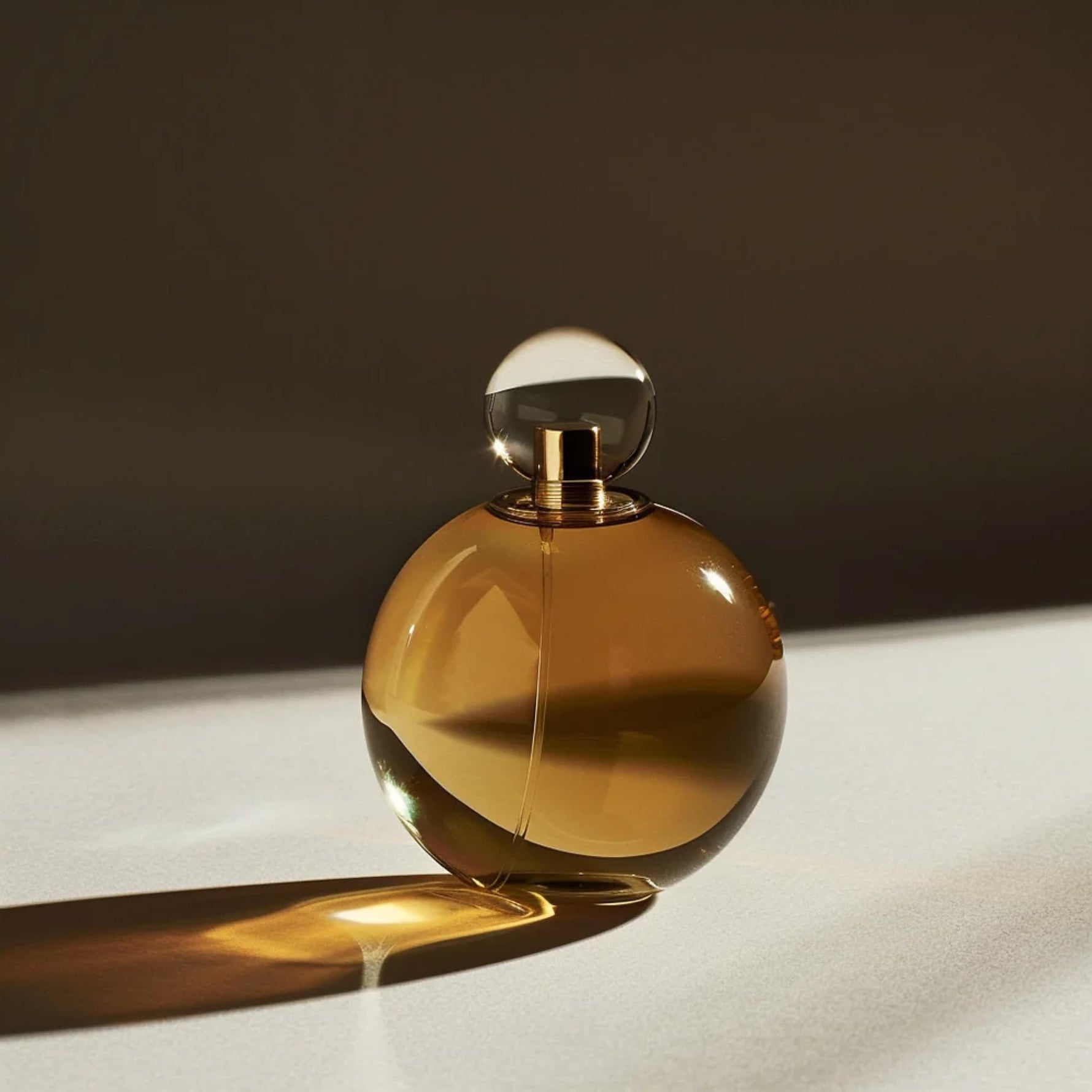Buy Authentic Perfumes Online in Australia |Essencevia Fragrance Store